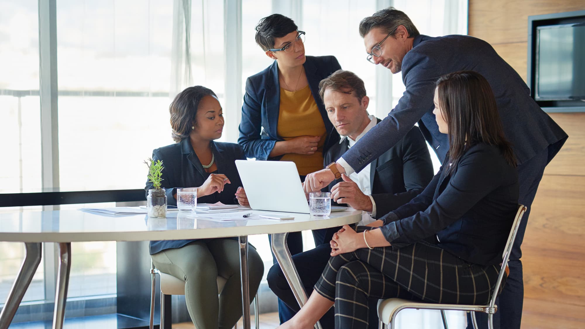 October 2024 Financial Services Audit Committee Overview | Crowe LLP