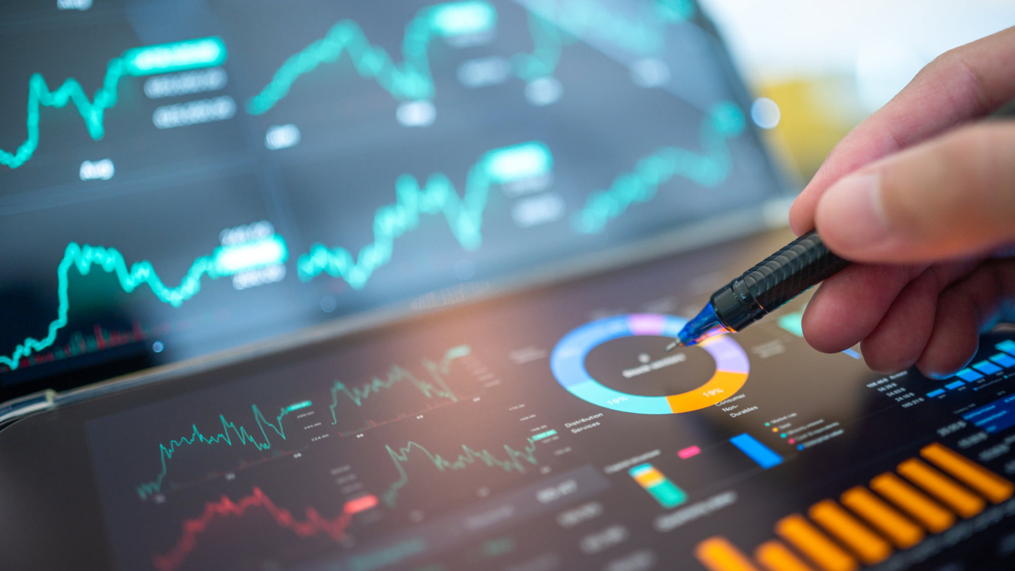 Crowe ExPErtise Webinar Series: Economic and Tax Updates for 2026 ...